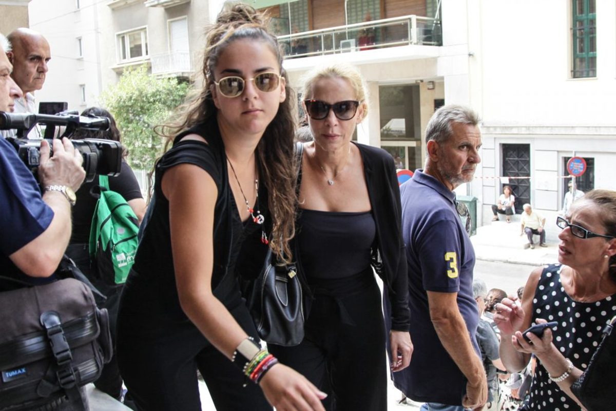 Μάρθα Κουτουμάνου: Θύμισε Ζωή [pics]