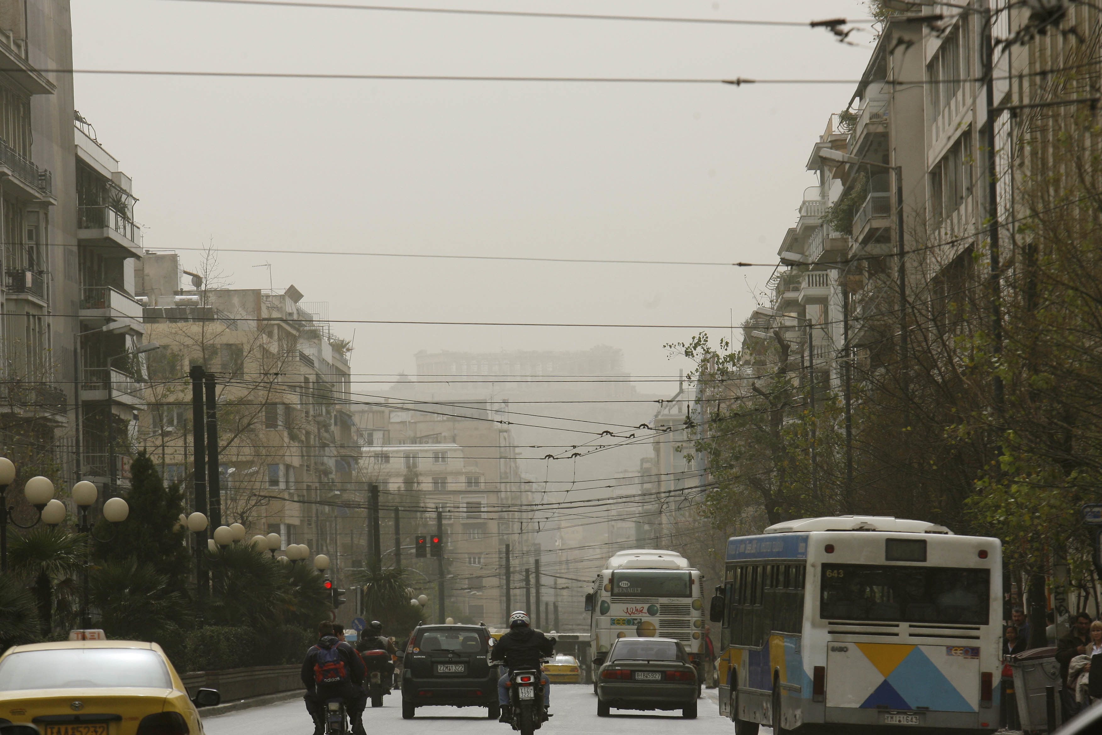 Φεύγει σιγα σιγά η σκόνη από την Ελλάδα