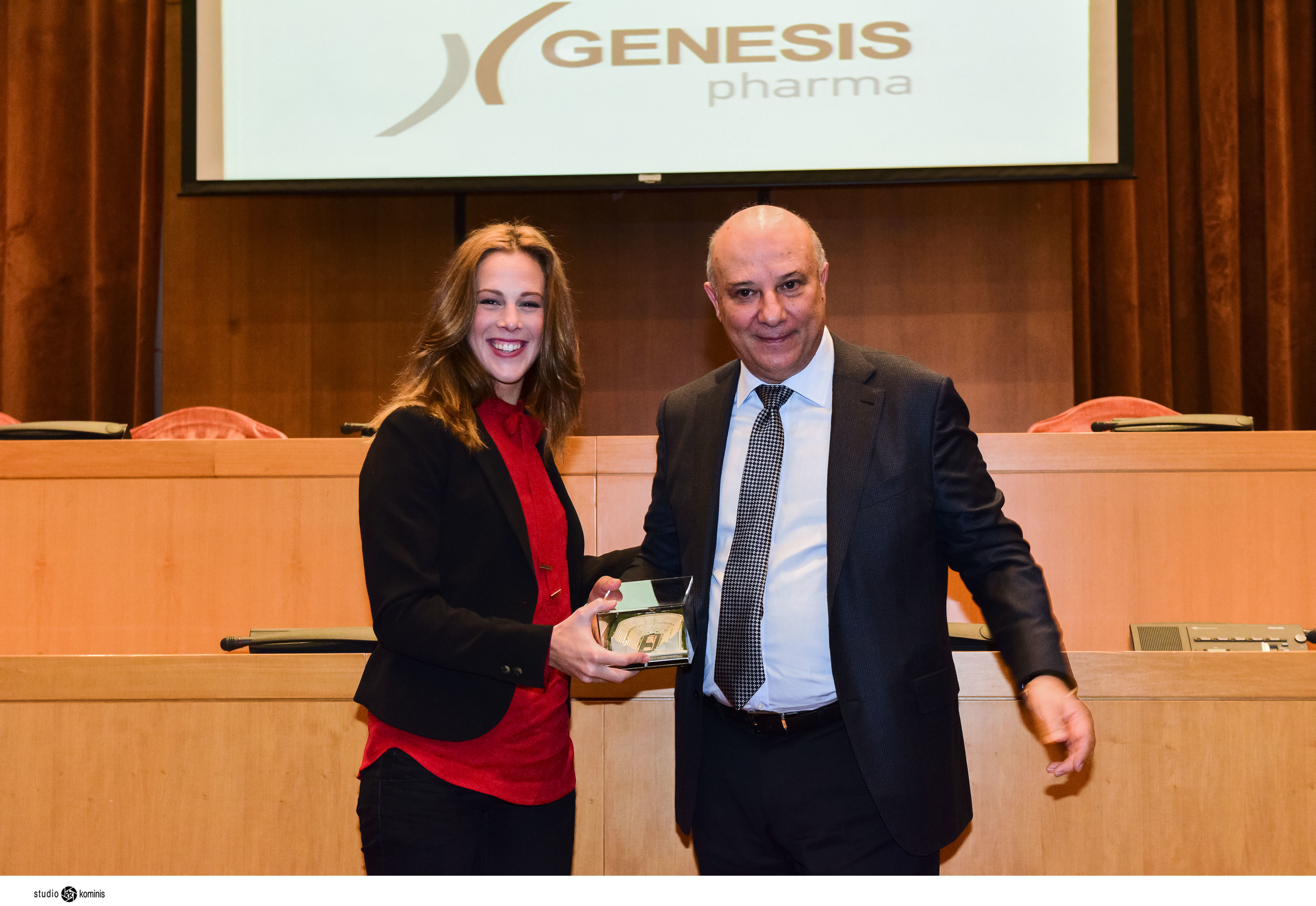 GENESIS Pharma: Τιμήθηκε από την Ελληνική Ολυμπιακή Επιτροπή για την ...