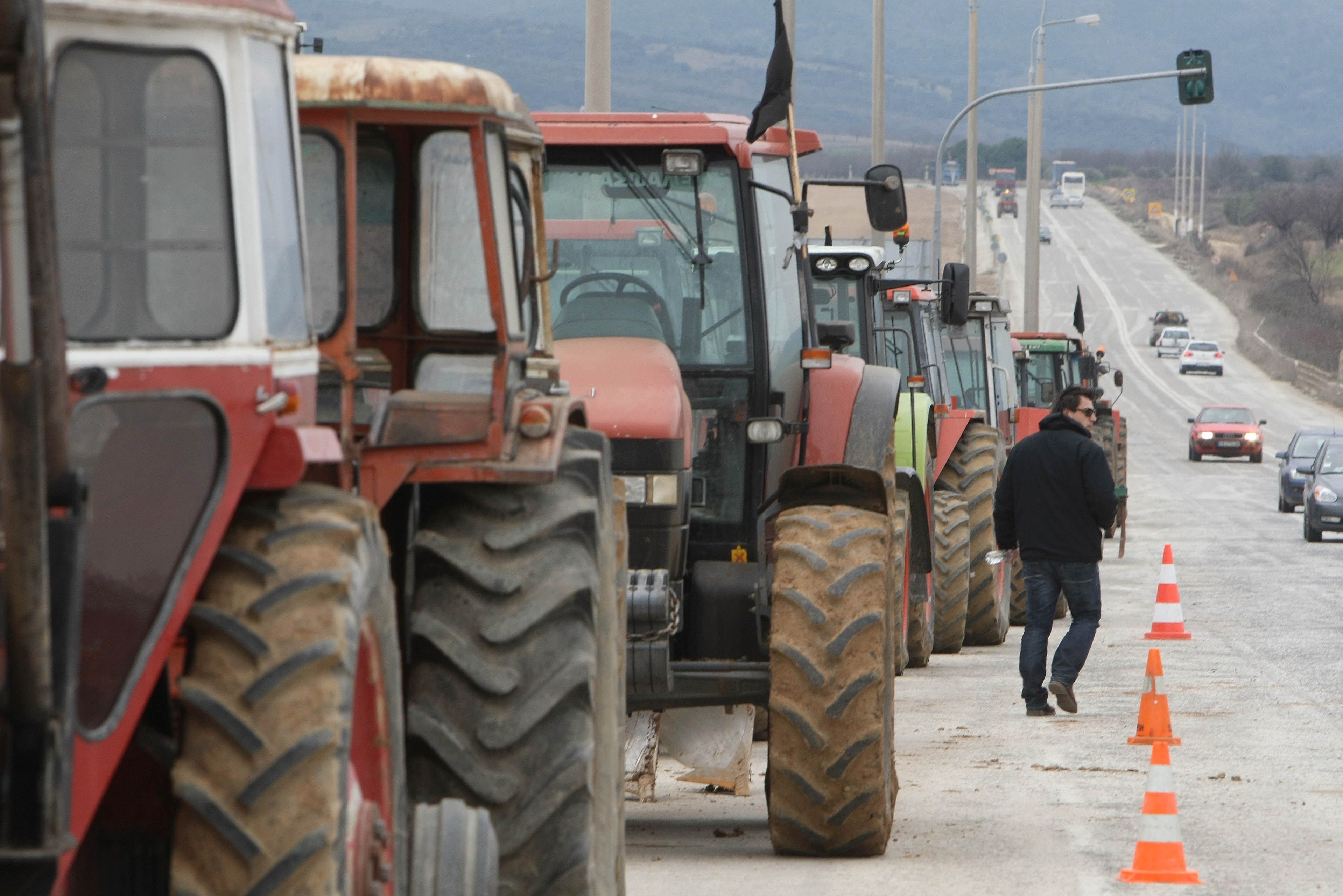 Πήγαν να προκαλέσουν σιδηροδρομικό δυστύχημα οι αγρότες στον Προμαχώνα