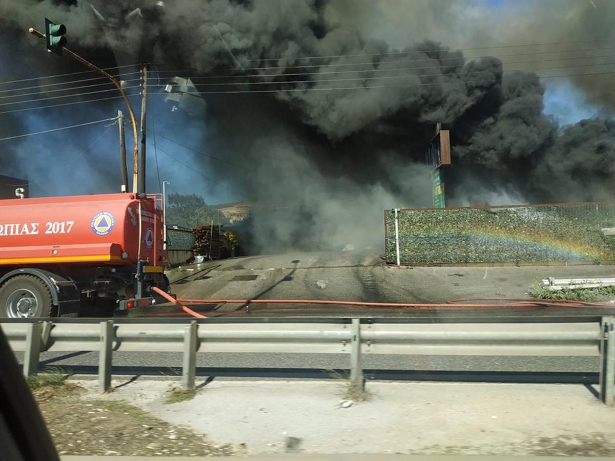 Φωτιά στο Κορωπί
