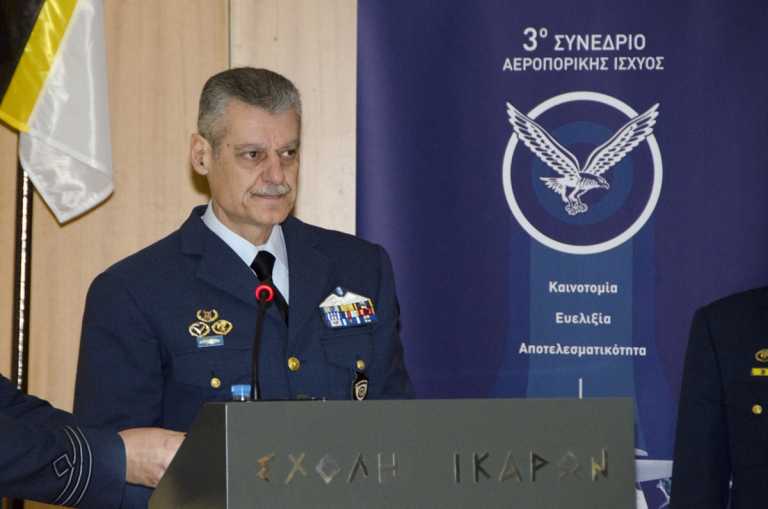 Πτέραρχος Ευάγγελος Τουρνάς: Ποιός είναι ο νέος υφυπουργός Πολιτικής ...