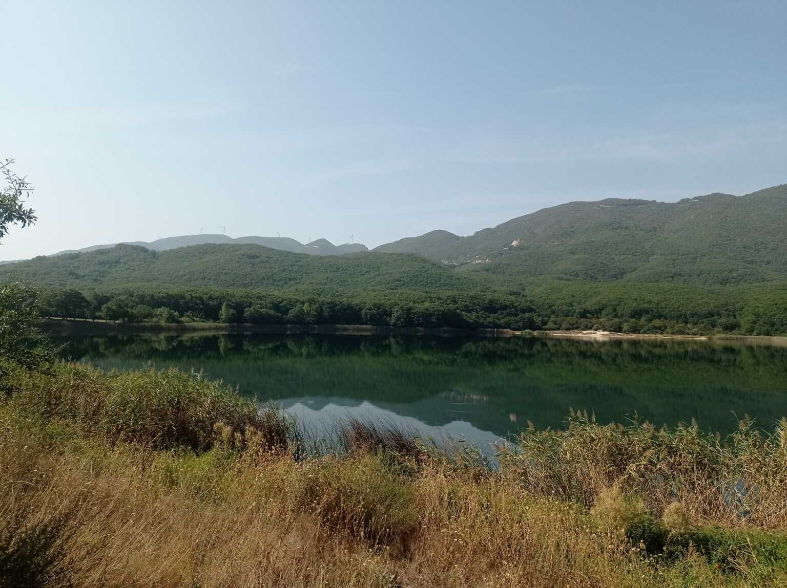 ΠΙΕΡΙΚΗ : ΣΟΚ στην Κοζάνη: Πτώμα στη λίμνη Πολυφύτου – Πού στρέφονται ...