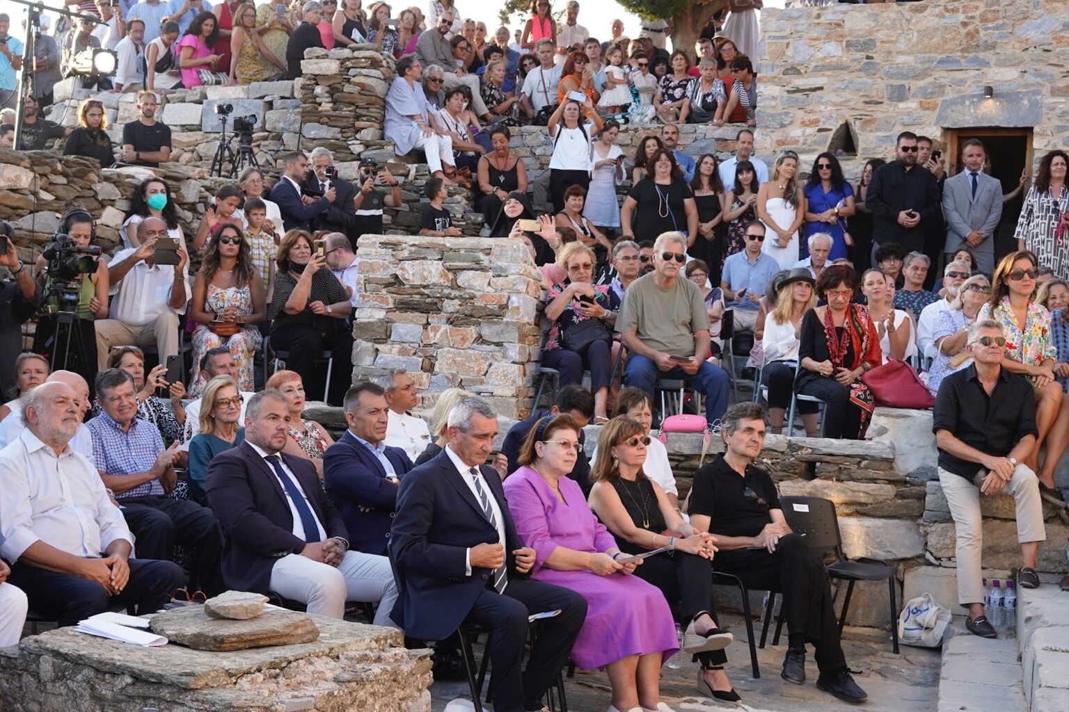 Σίκινος: Αποδόθηκε στο κοινό το μοναδικό μνημείο της Επισκοπή ...