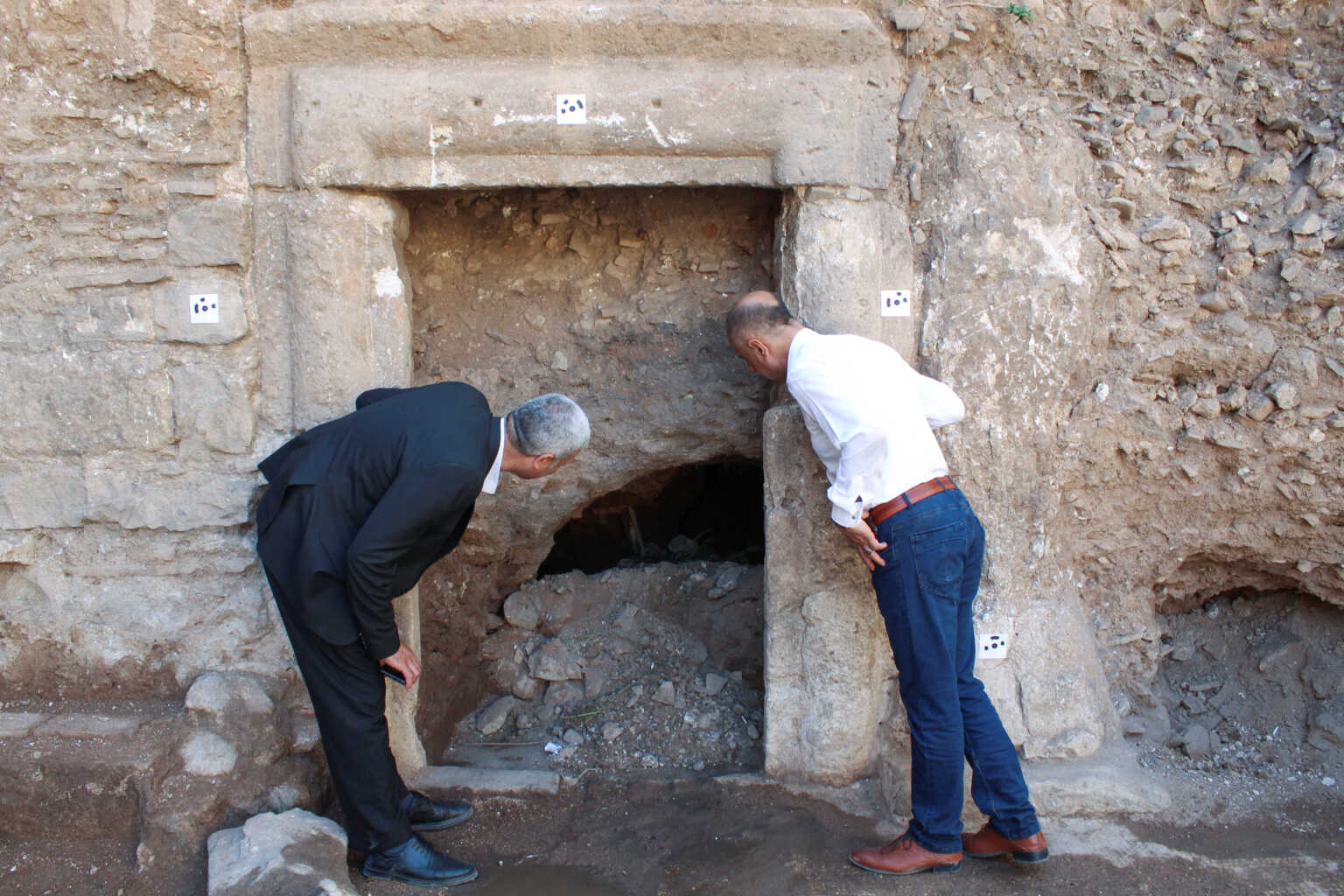 Συρία: Ανακαλύφθηκε σπάνιο ψηφιδωτό της ρωμαϊκής εποχής στην Αλ Ραστάν ...