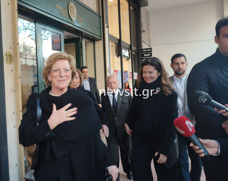 Γεύμα για την οικογένεια του τέως Βασιλιά Κωνσταντίνου στην ιστορική ...