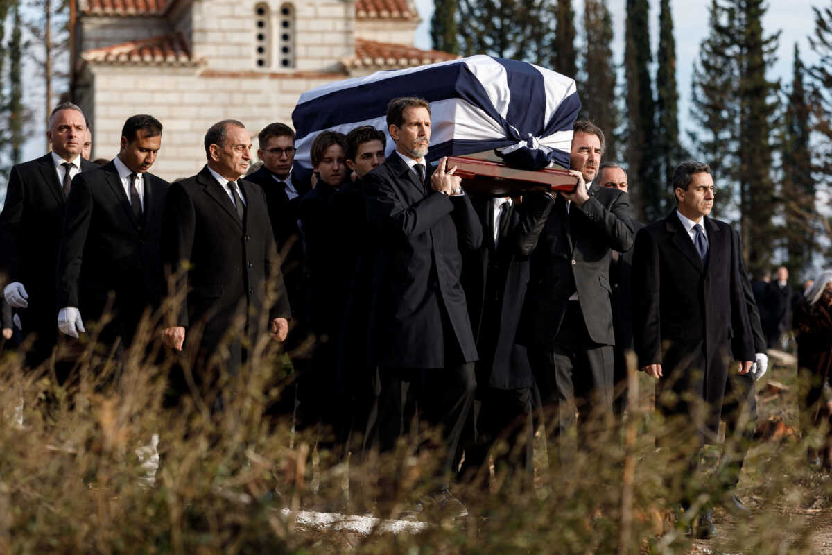 Κηδεία τέως βασιλιά Κωνσταντίνου: Ύστατο χαίρε στον τελευταίο μονάρχη ...