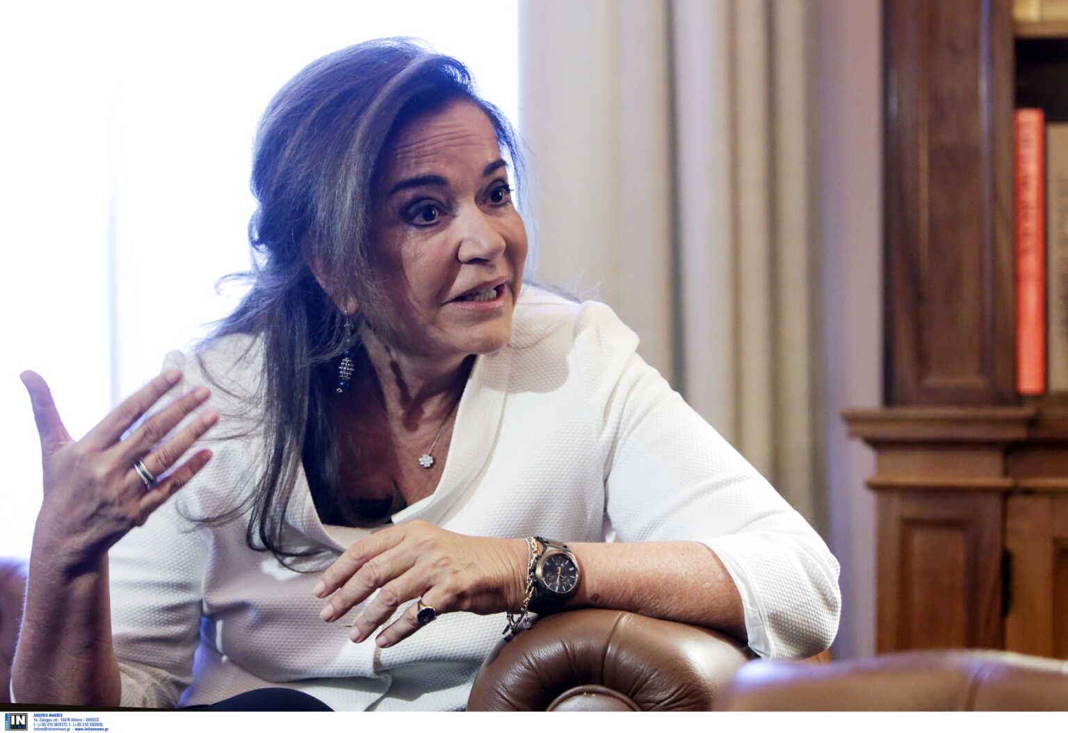 Ντόρα Μπακογιάννη: «Σκέφτηκα να σταματήσω μετά την ασθένεια» - Η ...