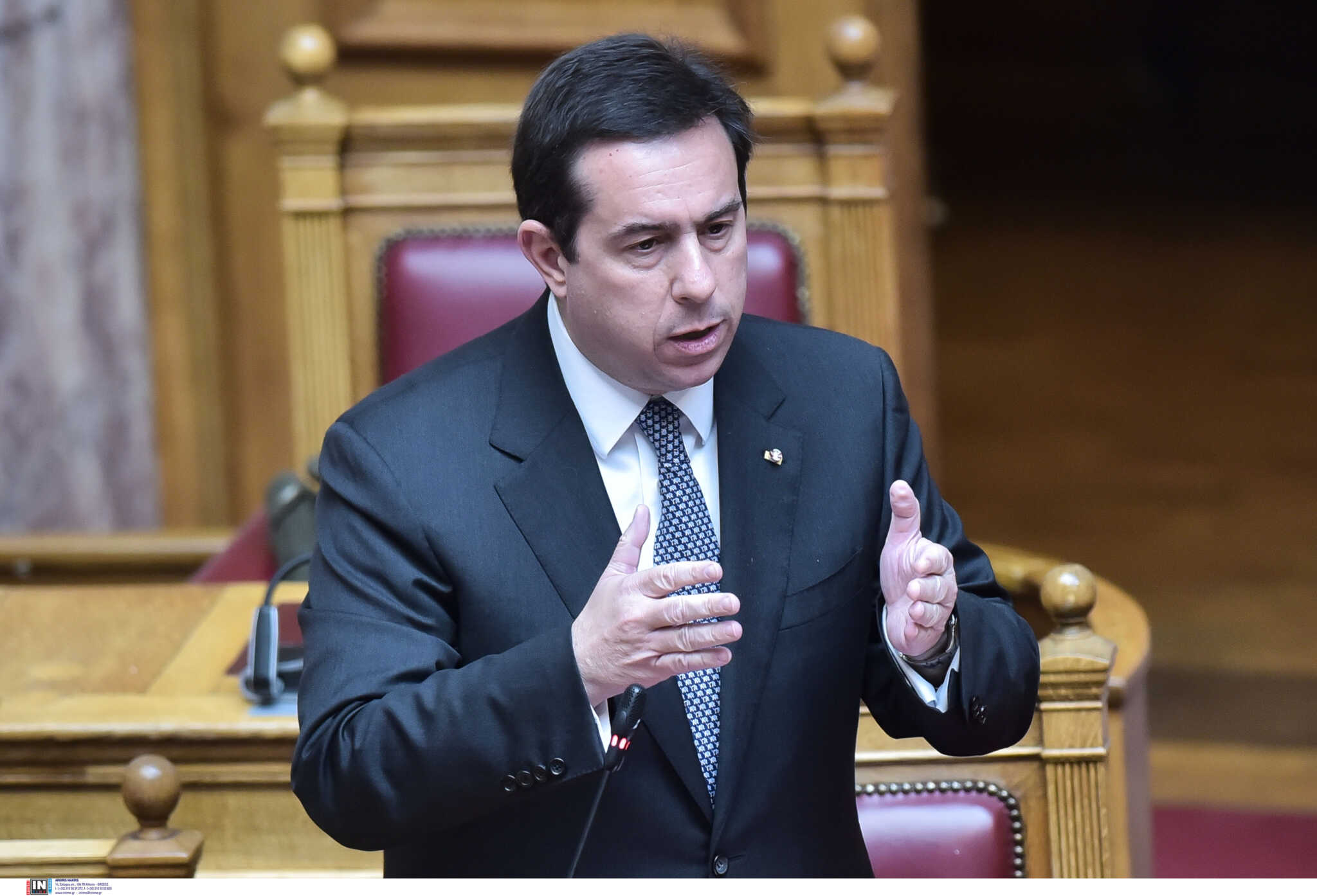 Μηταράκης: Τον Σεπτέμβριο οι νέες ταυτότητες σε μέγεθος πιστωτικής ...