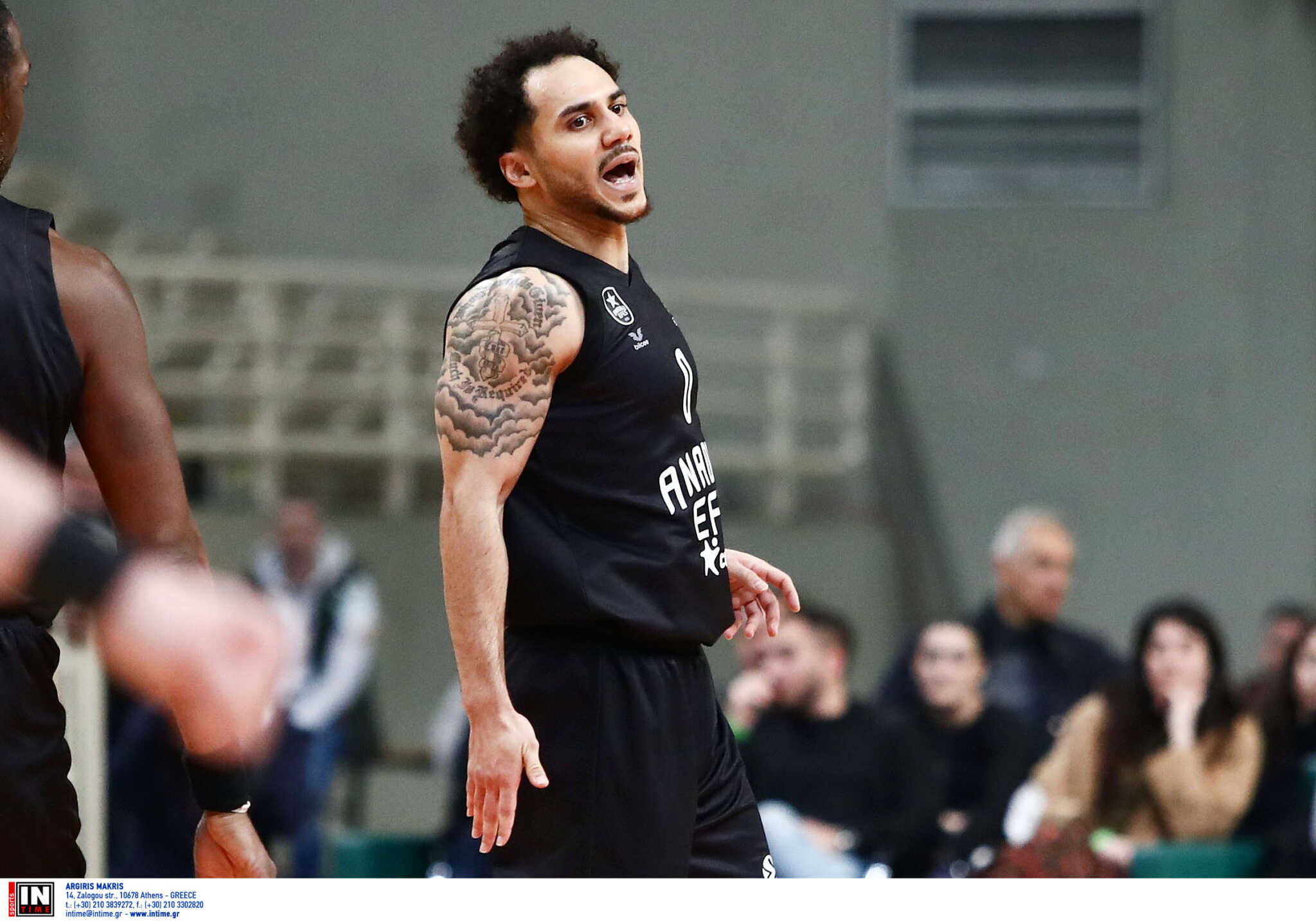 Ο Λάρκιν έχασε το τουρκικό διαβατήριό του και θα αγωνίζεται ως ξένος με ...