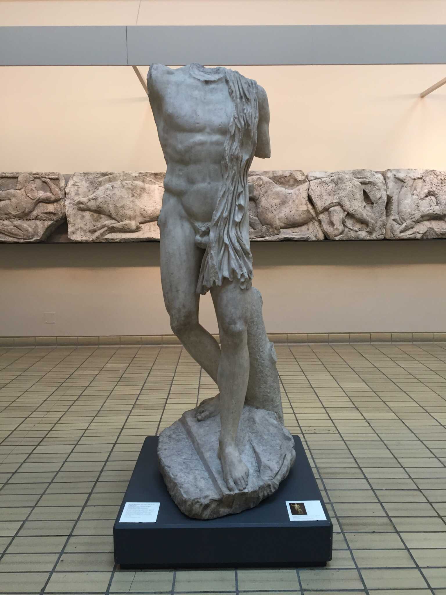 «Κοσμοπλημμύρα» στο Βρετανικό Μουσείο για τα Γλυπτά του Παρθενώνα και ...