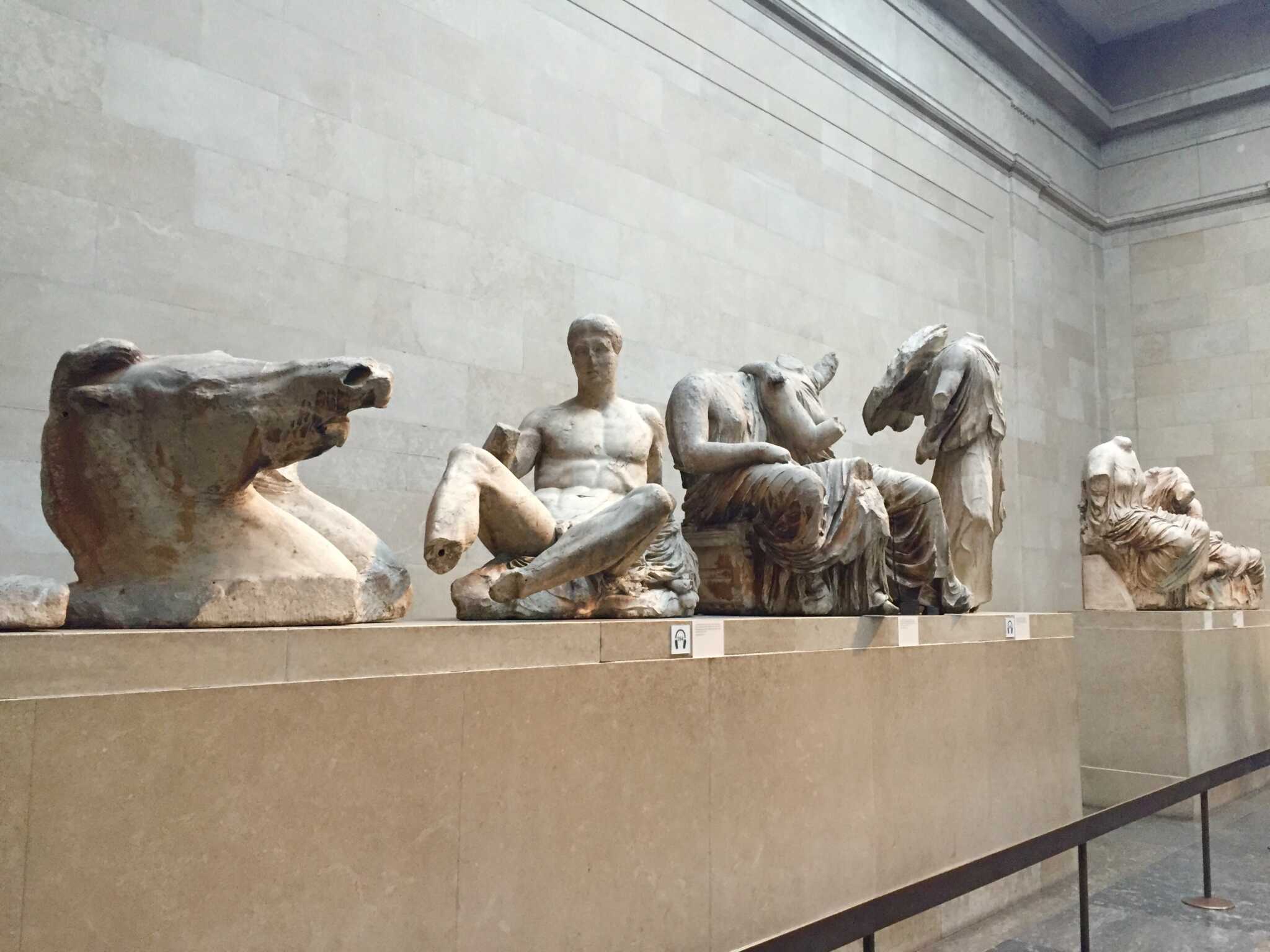 «Κοσμοπλημμύρα» στο Βρετανικό Μουσείο για τα Γλυπτά του Παρθενώνα και ...