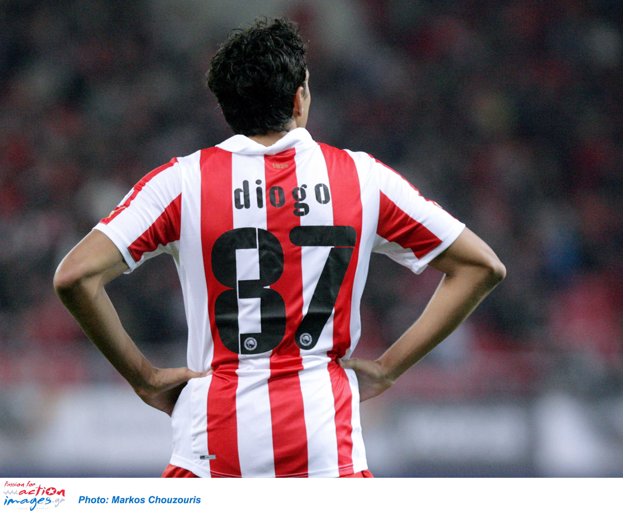 Ο Ντιόγκο ανακοίνωσε το τέλος της ποδοσφαιρικής του καριέρας