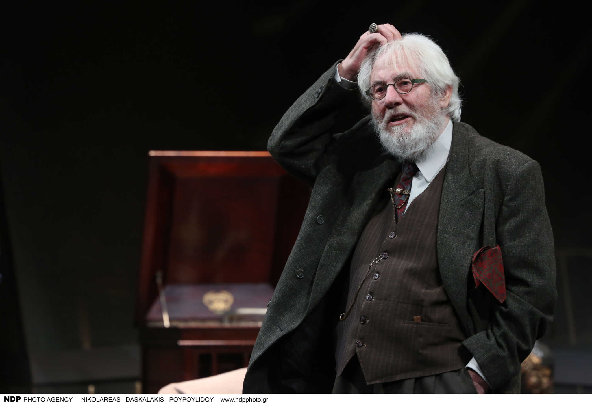 Γιώργος Μιχαλακόπουλος: Ο ποιητής «Φανφάρας» και ο «Σόλων» στο «Εκείνος ...