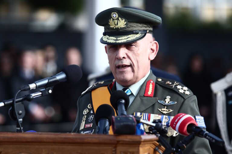 Τελετή παράδοσης - παραλαβής καθηκόντων αρχηγού ΓΕΕΘΑ: «Αποστολή ...