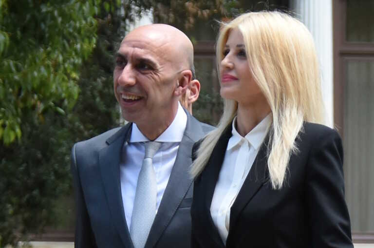 Έλενα Ράπτη - Γιάννης Μπρατάκος: Όλα για τον μυστικό γάμο που τέλεσε ο ...
