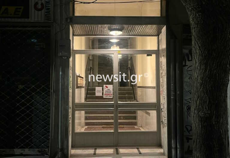 Τραγωδία στη Θεσσαλονίκη: «Ο γιος βρέθηκε νεκρός στο κρεβάτι και ο ...