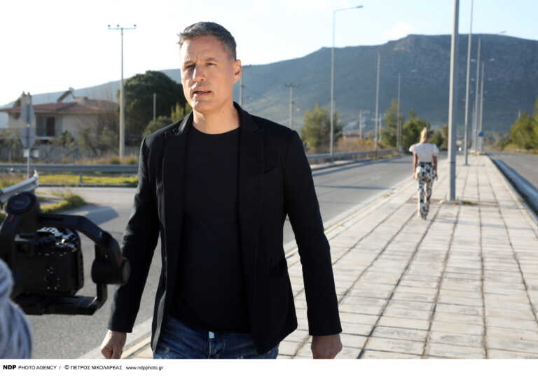 Γρηγόρης Πετράκος: Πάνω απ' όλα, οι κόρες μου | mykosmos.gr