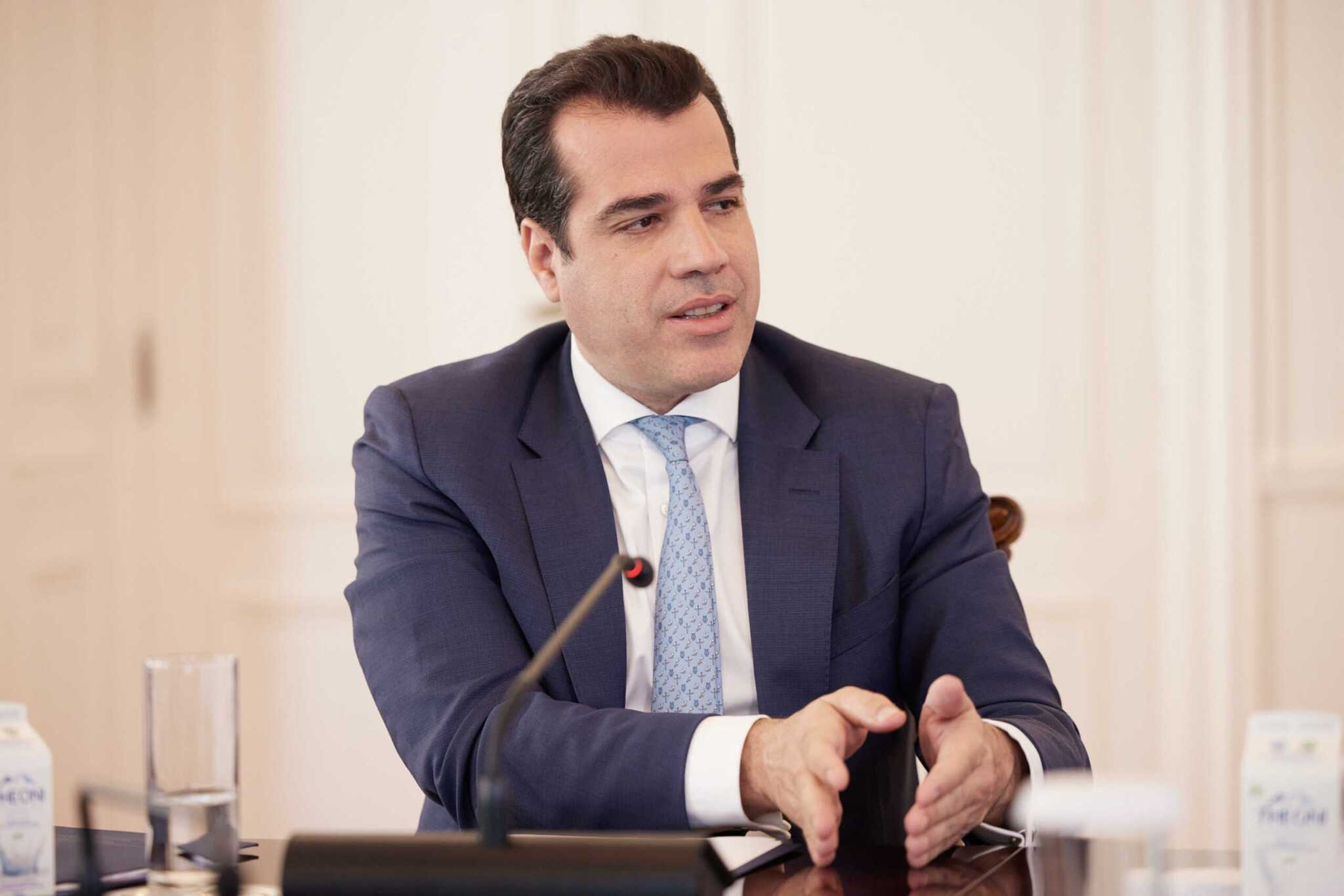 Πλεύρης: «Δεν ψηφίζω τον γάμο για τα ομόφυλα ζευγάρια» - Αντίθετος και ...