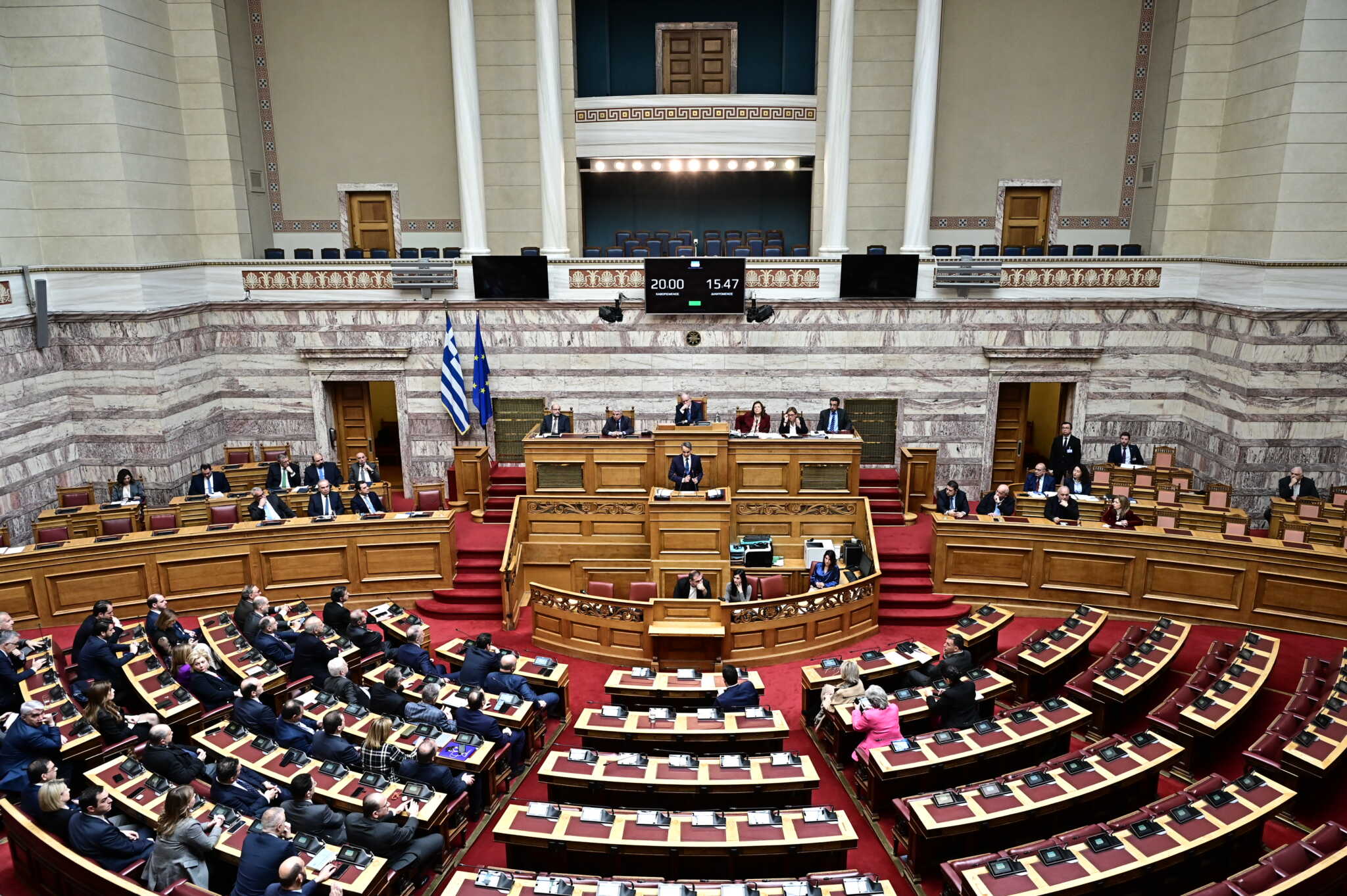 Η κυβέρνηση που συζητάει, αλλά χωρίς μπλόκα, η νέα τρικυμία στο ποτήρι ...