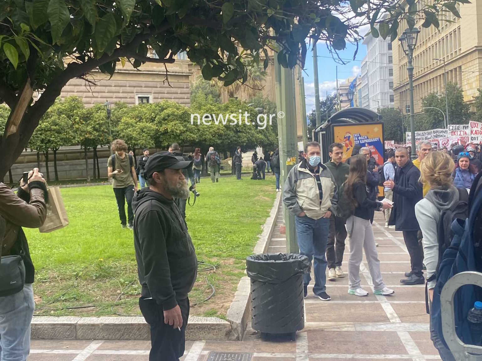 Στο πανεκπαιδευτικό συλλαλητήριο και ο «Άλλος Άνθρωπος» Κωνσταντίνος ...