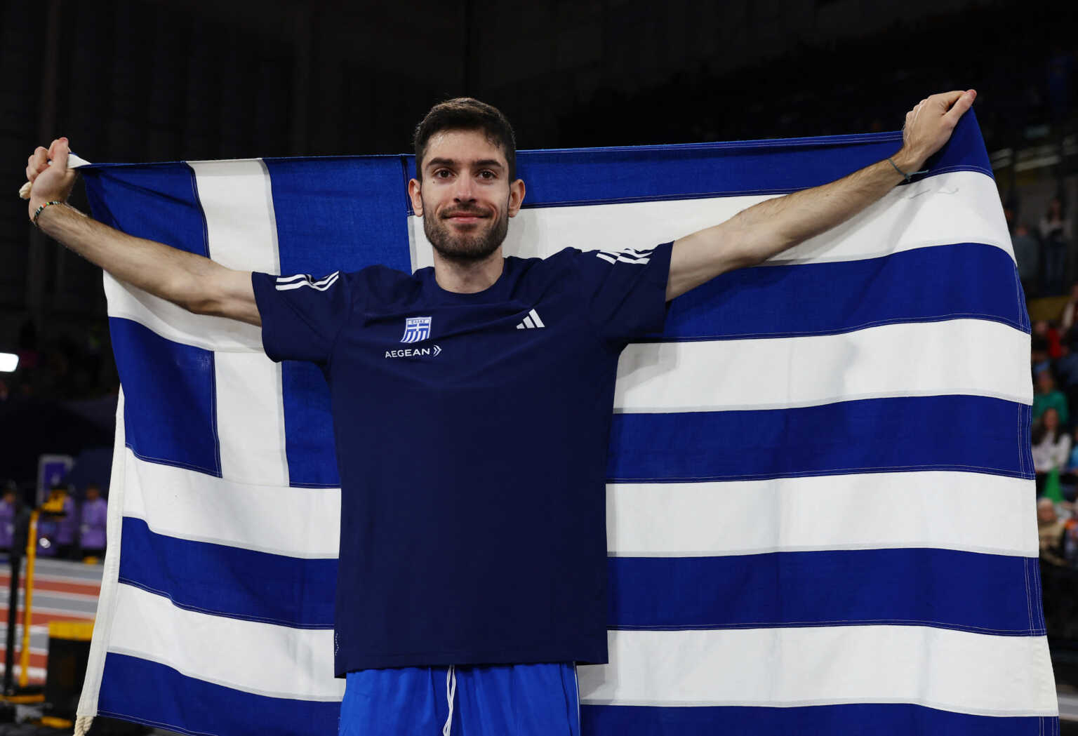 Ο Μίλτος Τεντόγλου κατέκτησε το χρυσό μετάλλιο στο άλμα εις μήκος στο ...