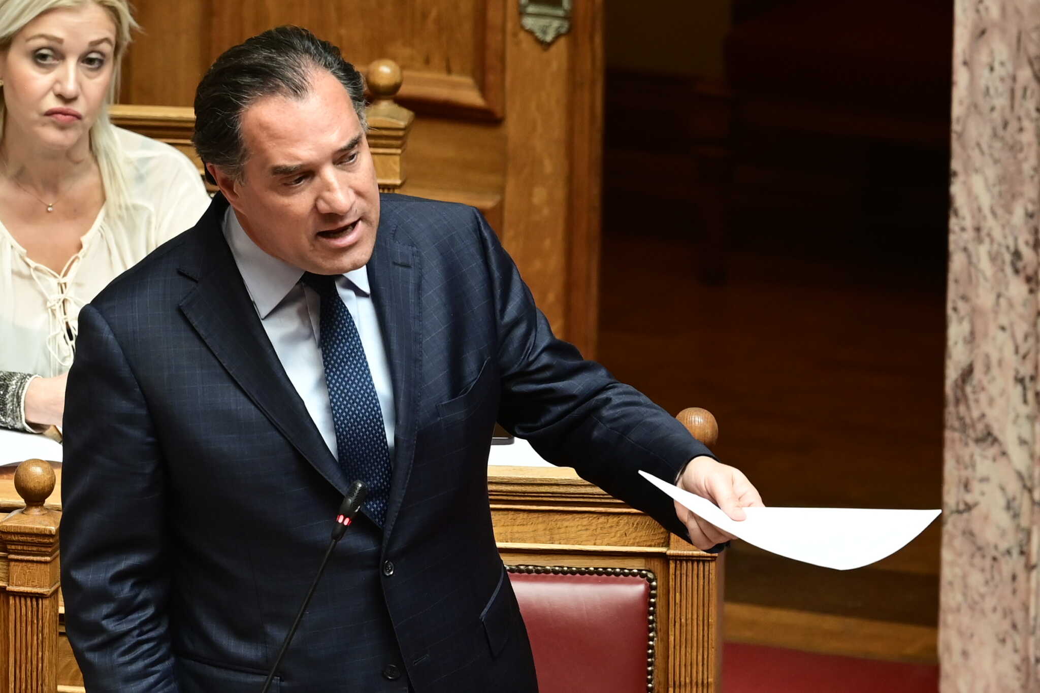 Άδωνις Γεωργιάδης σε Γιάννη Καλλιάνο: Οι γιατροί με επιστημονικά ...