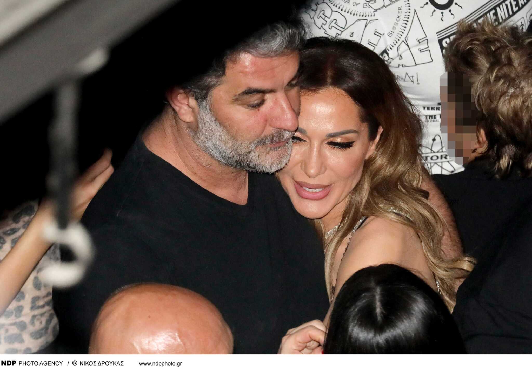 Δέσποινα Βανδή και Βασίλης Μπισμπίκης θα παντρευτούν με κουμπάρους ...