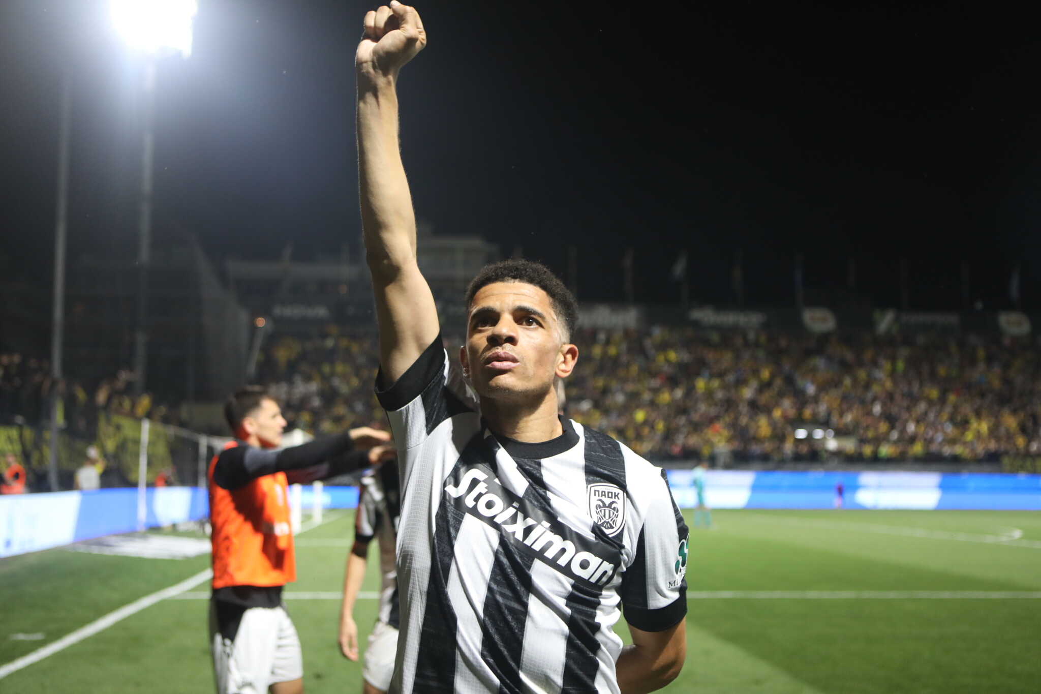 Άρης - ΠΑΟΚ 1-2: Πρωταθλητής ο Δικέφαλος του Βορρά μέσα στο Βικελίδης