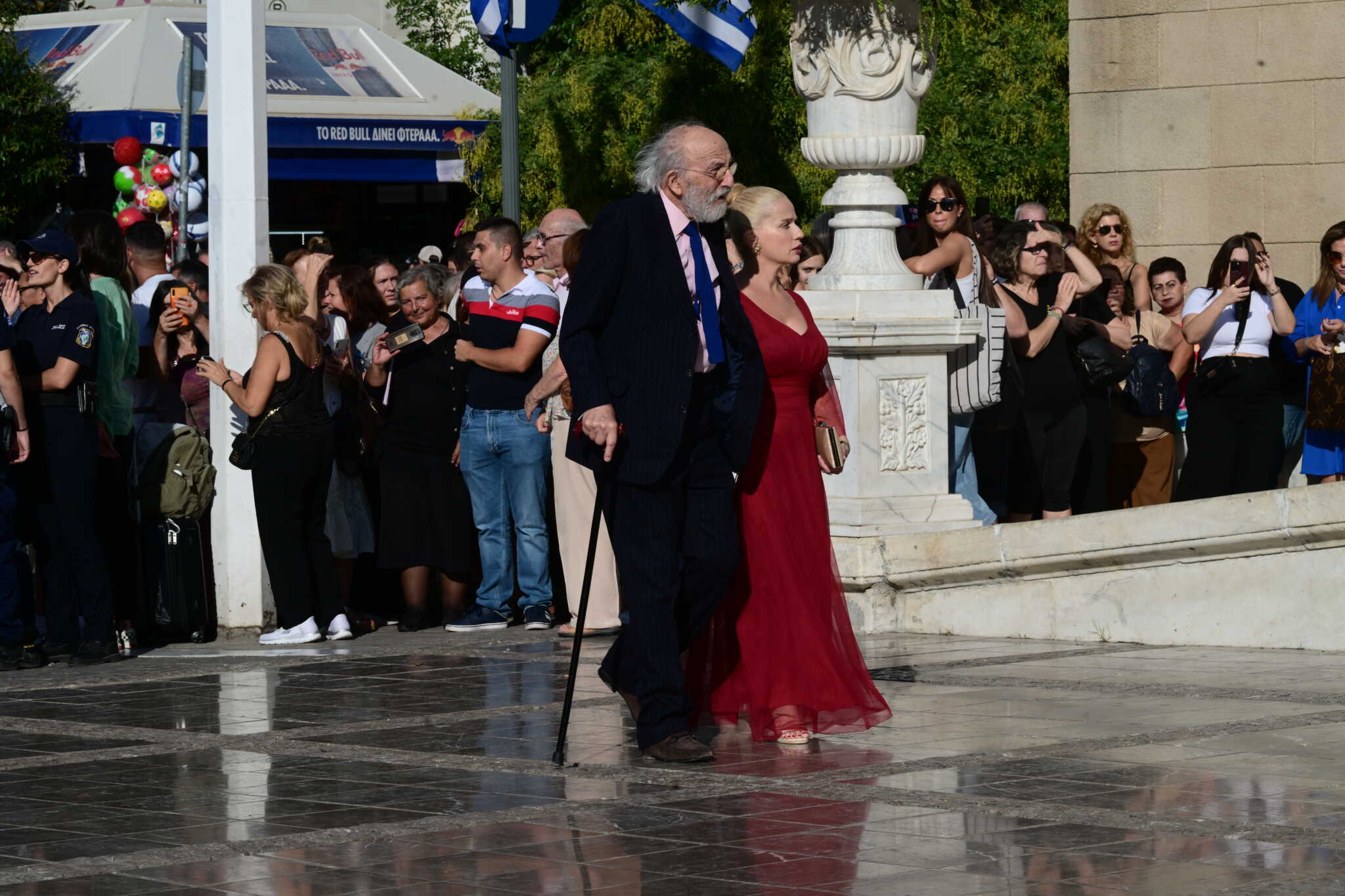 Αλέξανδρος Λυκουρέζος: «Έχουμε όμορφο δεσμό με την Τζένη Οικονόμου και ...