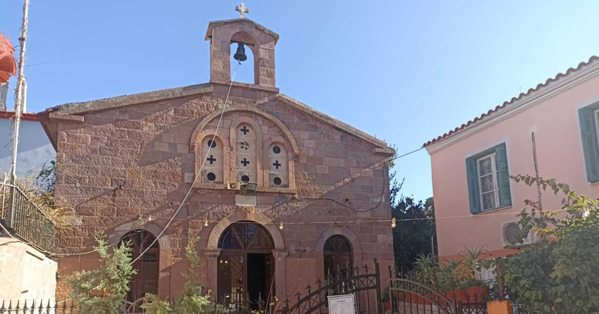 Μυτιλήνη: Το «αμίλητο νερό» από την Παναγιά Φανερωμένη που ήρθε από το ...