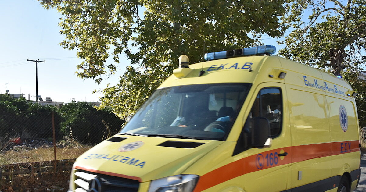 Λάρισα: Από θαύμα γλίτωσε ο 27χρονος - Τον μαχαίρωσαν χιλιοστά δίπλα ...