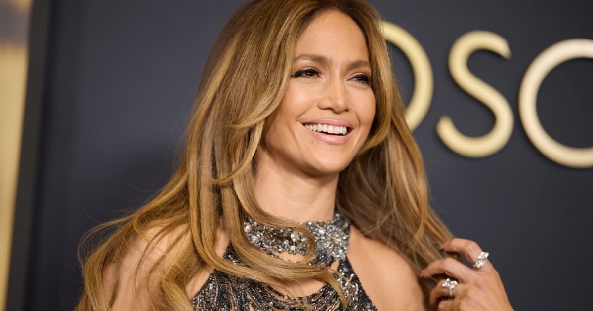 Τζένιφερ Λόπεζ: Κάθομαι και μιλάω στον Θεό και ηρεμώ - Είμαι μαχήτρια