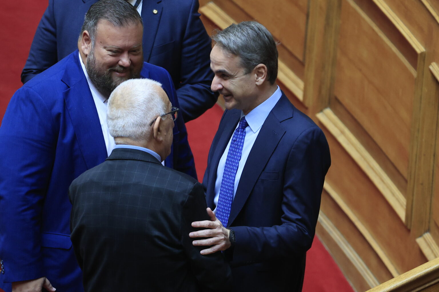 Ο Νικήτας Κακλαμάνης Πρόεδρος της Βουλής με 247 ψήφους - «Θέλω να ...