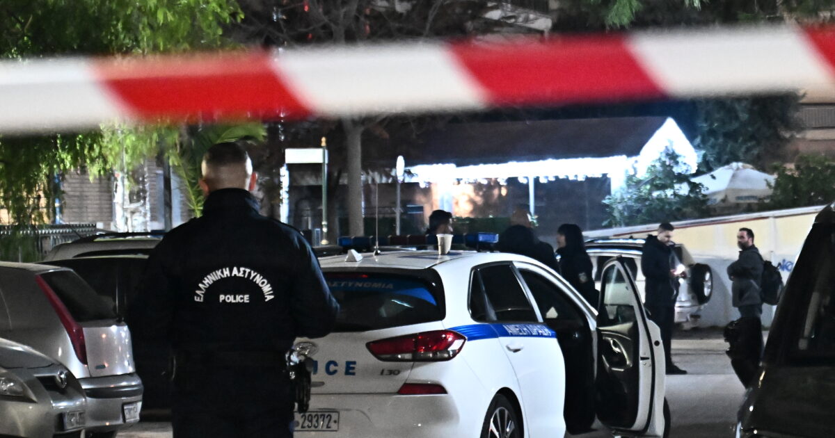 Πυροβολισμοί στην Ηλιούπολη - Σε μηχανή οι δράστες άνοιξαν πυρ σε ...