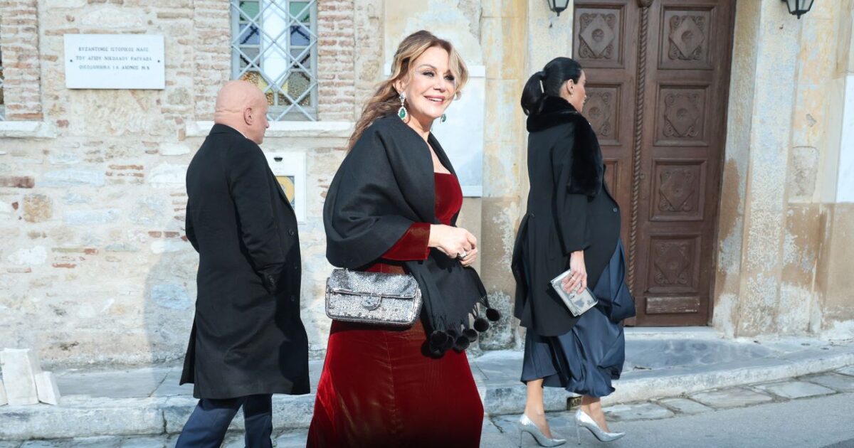 Νικόλαος Ντε Γκρες – Χρυσή Βαρδινογιάννη: Απαστράπτουσα στο πλευρό της ...