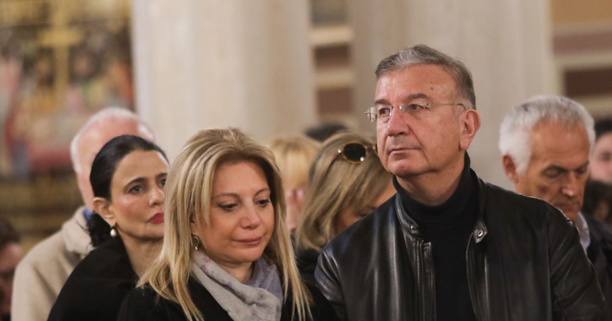 Τέμπη: Τρισάγιο στη μνήμη των 57 ψυχών της τραγωδίας των Τεμπών στη ...