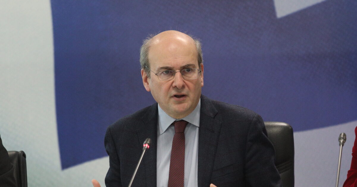 Χατζηδάκης: «Αν δεν θα θέλαμε να ”πέσει” φως για τα Τέμπη δεν θα ...