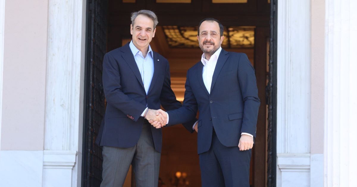 Συνάντηση Μητσοτάκη – Χριστοδουλίδη: Κοινός βηματισμός για το Κυπριακό ...