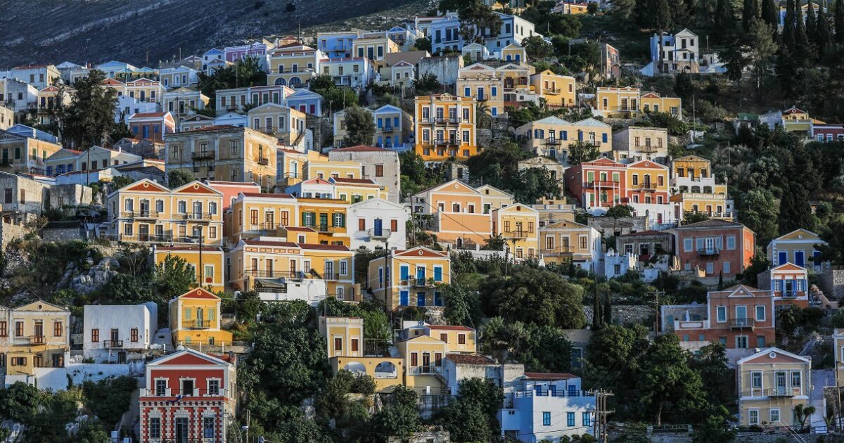 Σύμη: Ο πατέρας της 13χρονης κατέθεσε μήνυση εις βάρος του 15χρονου για ...