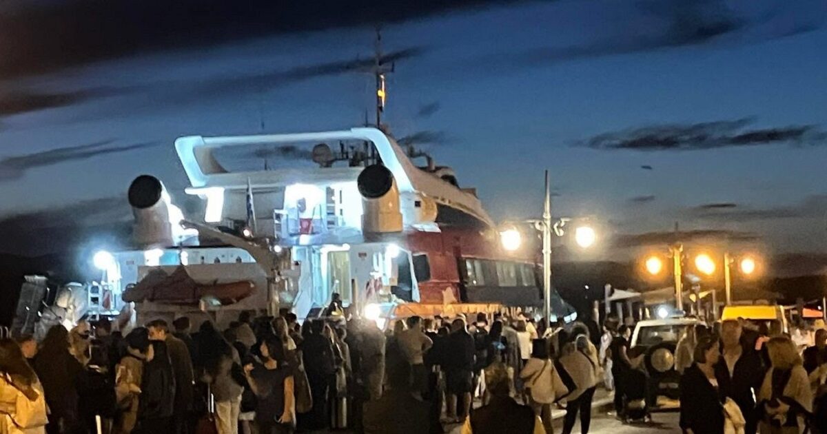 Ο Παύλος Μαρινάκης ήταν μέσα στο πλοίο που εκκενώθηκε στον Πόρο με ...