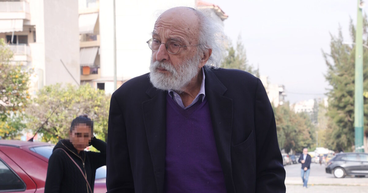 Αλέξανδρος Λυκουρέζος: «Μου άρεσε να έχω μια περιπέτεια παράλληλα με τη ...