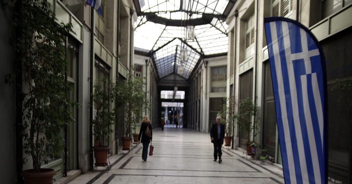 Στην πρώτη γραμμή η Στοά Αρσακείου στην αναγέννηση του κέντρου της Αθήνας