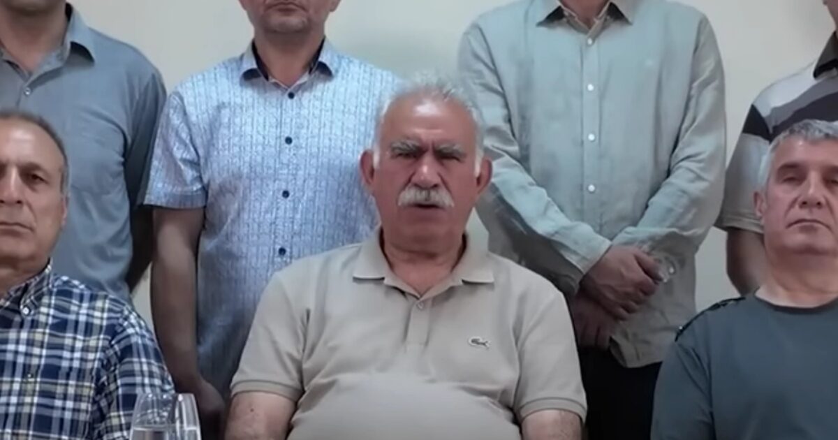 Αμπντουλάχ Οτσαλάν: Το πρώτο βίντεο του φυλακισμένου ηγέτη του PKK από το 1999 - «Ο αγώνας ...