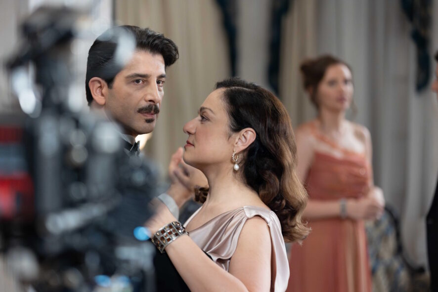 Grand Hotel: Οι πρώτες φωτογραφίες από τη 2η σεζόν της δραματικής ...