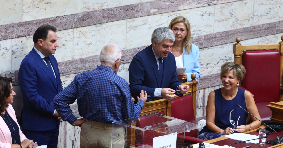 Οργή Οδυσσέα Κωνσταντινόπουλου περί προσχώρησής του στη ΝΔ: «Εγώ αυτά ...