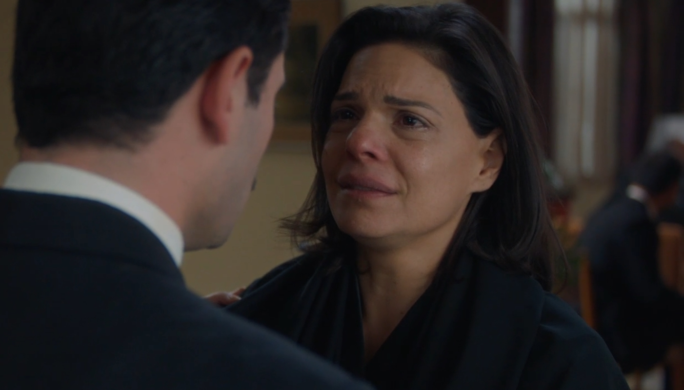 Porto Leone - επόμενο επεισόδιο: Η Αλεξάνδρα αναλαμβάνει τα ηνία του καμπαρέ | mykosmos.gr