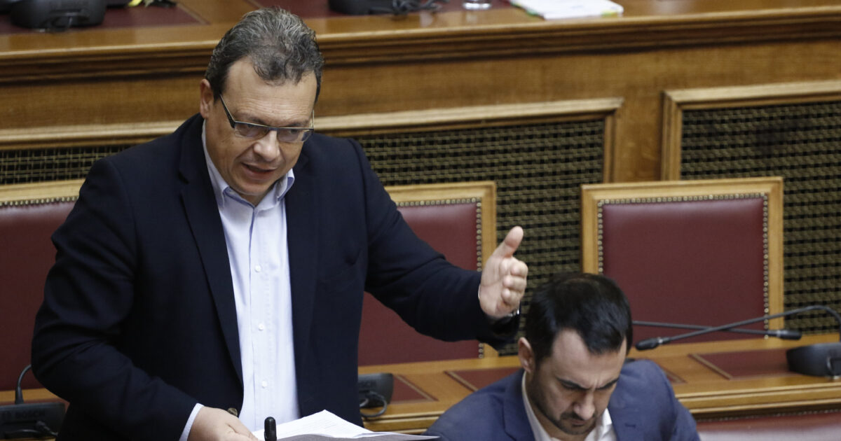 ΣΥΡΙΖΑ και Νέα Αριστερά ένα βήμα πριν την επανένωση με τα βλέμματα ...