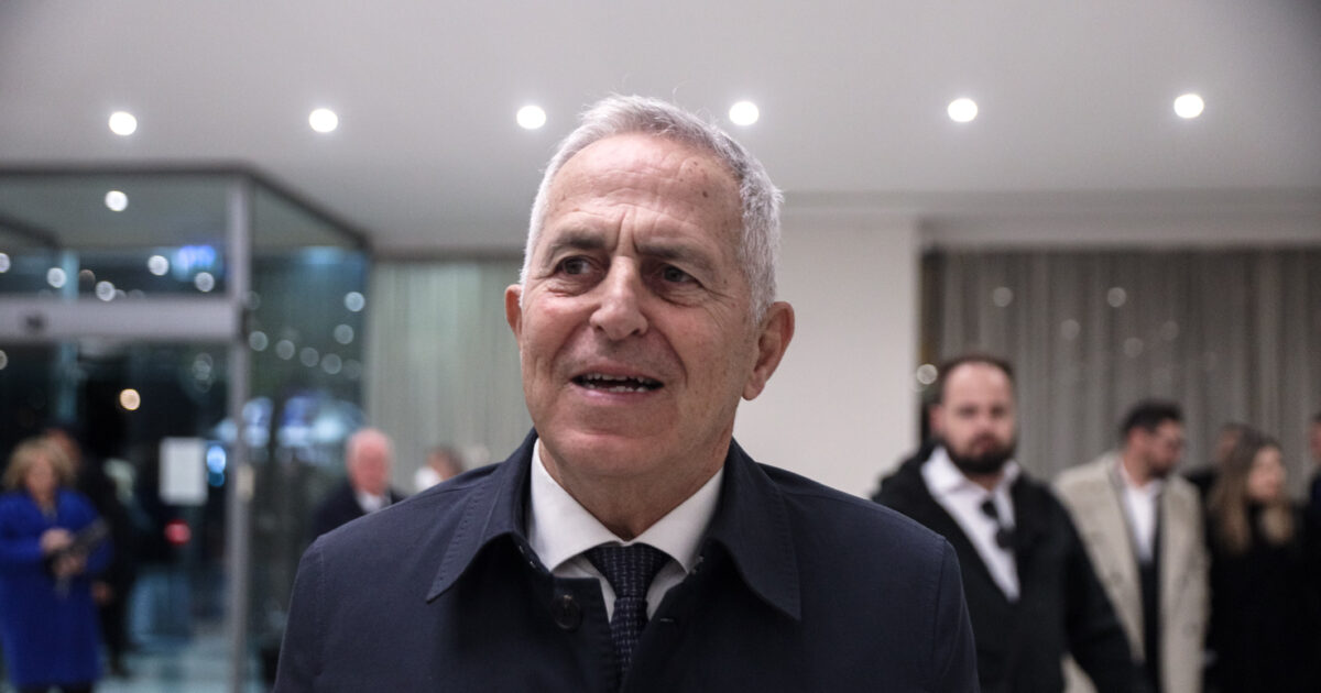 Ο γιος του Ευάγγελου Αποστολάκη ανάμεσα στους 27 Έλληνες που ...