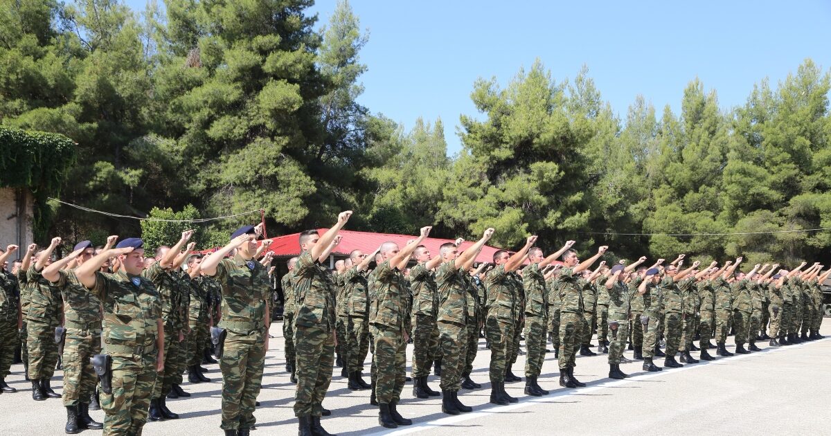Στρατιωτική θητεία: Βγήκε η ΚΥΑ που αυξάνει έως 1.036% τις αποδοχές των ...
